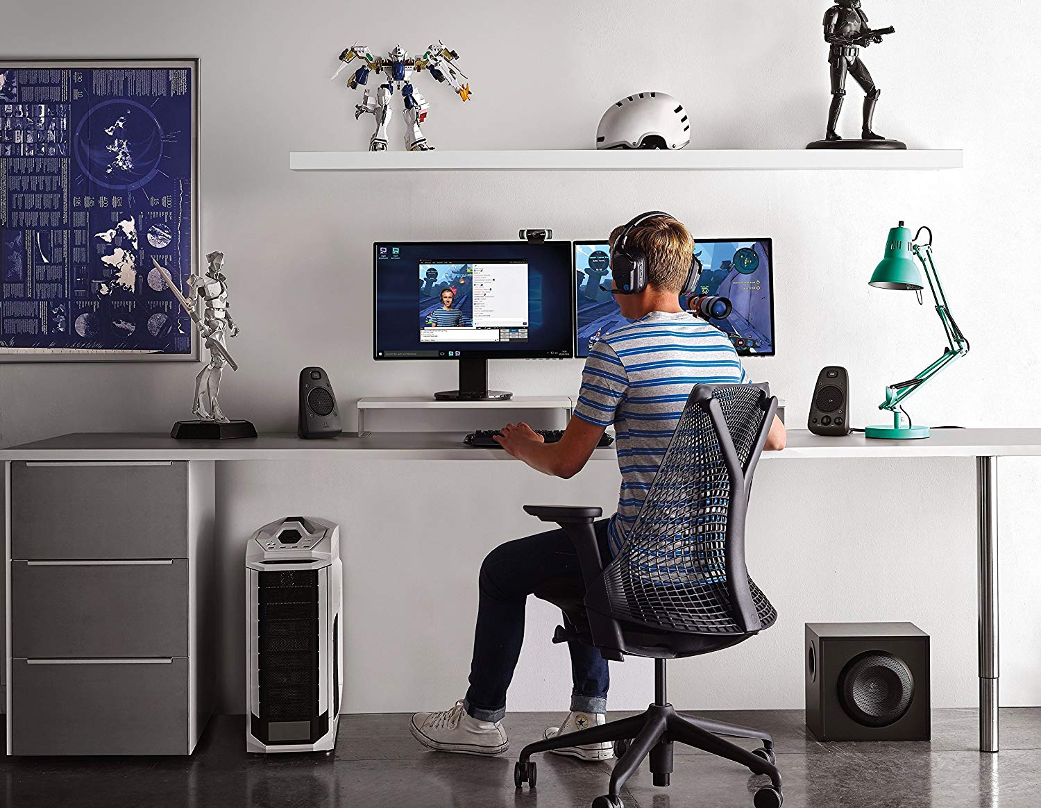 Logitech Z625 Powerful THX PC Speaker (Black) - Classi Blogger